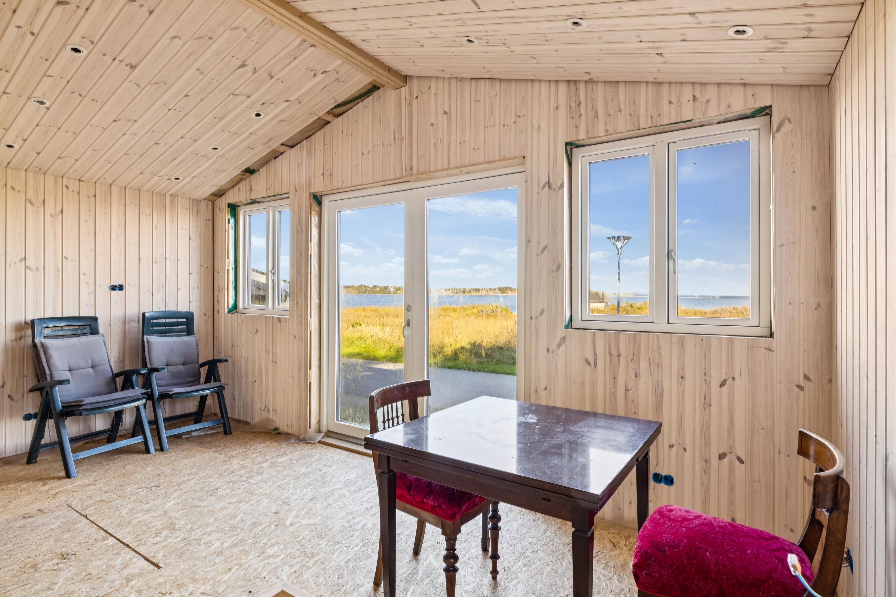 466001934 Strandvejen 13, Hvalpsund - Sommerhus i første række til ...