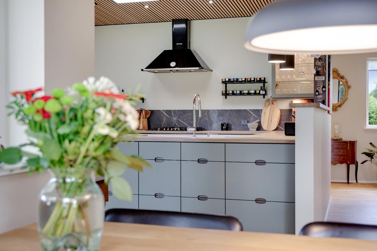 541W5322 Hessum Bygade 55 - MODERNE VILLA FRA 2022 MED ORANGERI, SØ OG ...