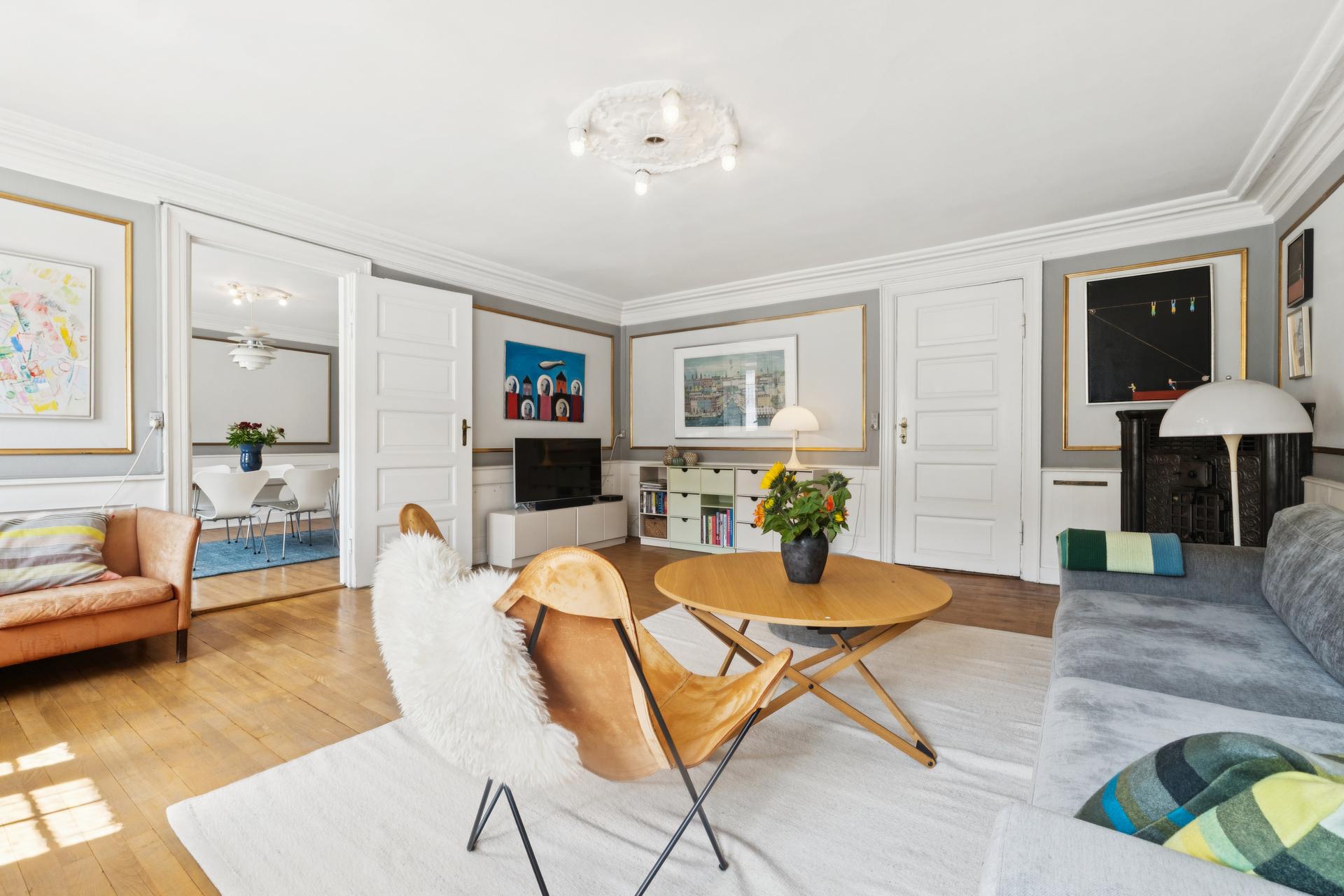 109CI-MH653 Dronningens Tværgade 12, 3. - Smuk og detaljerig lejlighed ...