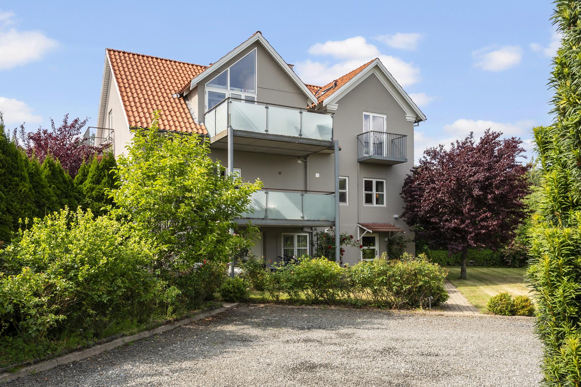 701-7168 Strandvejen 78, st. - Lys og indbydende stuelejlighed med ...